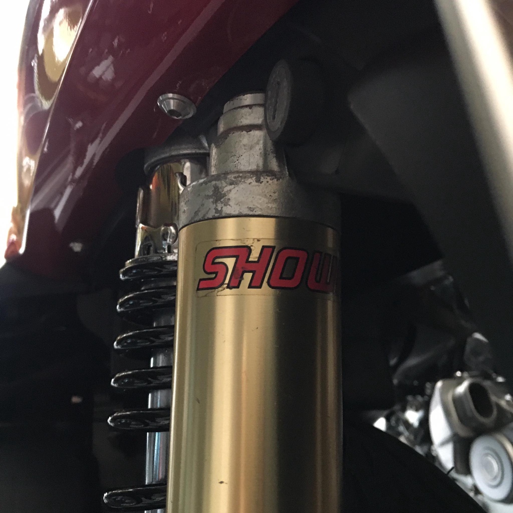 สติกเกอร์ โชว่า(SHOWA) แปะโช๊ค มีให้เลือก2ขนาด SHOWAเทค1-2/SHOWAเทค3-5 ...