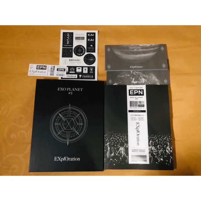 Sharing EXO PHOTOBOOK - EXO PLANET 5-EXPLORATION PHOTOBOOK & LIVE ALBUM ...