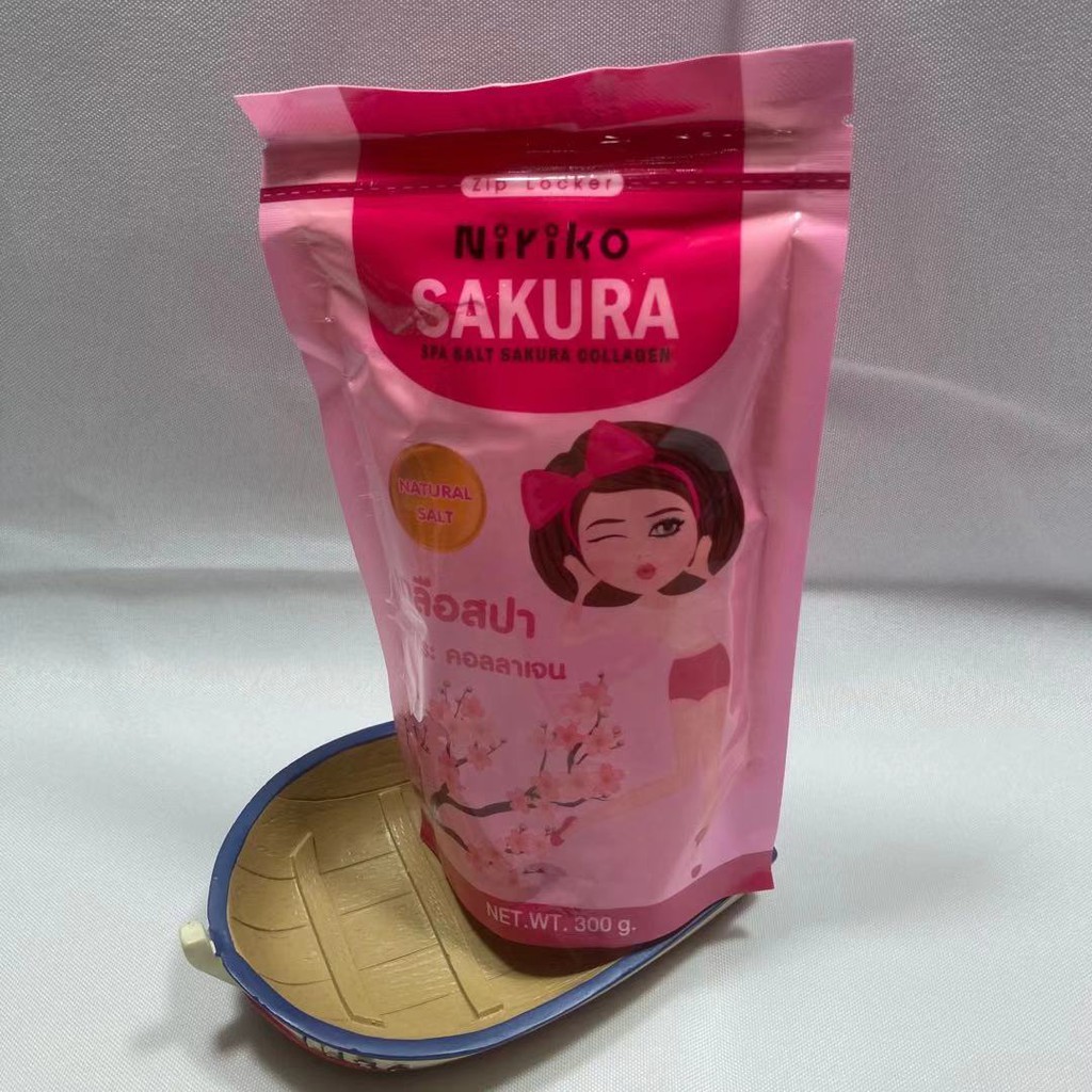 Niriko เกลือสปา ซากุระคอลลาเจน แท้ 100% เนื้อละเอียดไม่บาดผิว ขนาด 300 กรัม | Shopee Thailand