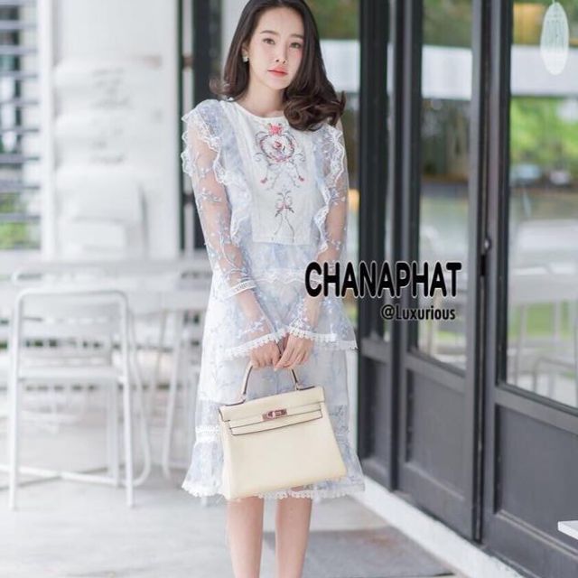 รสแขนยาวดอกปักช่วงคอพิมพ์ลายน่ารักหวานๆ By Chanaphat | Shopee Thailand