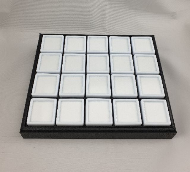 ถาด + กล่องพลอย ขนาด 3x3 หรือ 4x4 ซม / Leatherette tray with plastic ...