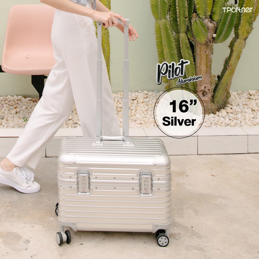 [รับประกัน3ปี] Tpartner กระเป๋าเดินทางล้อลากวัสดุอลูมิเนียมแท้ทั้งใบทรงนักบินรุุ่น Pilot ...