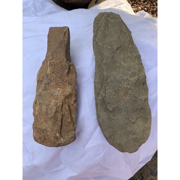 ขวานหินโบราณยุคก่อนประวัติศาสตร์ ขุดภพที่แหล่งโบราณคดีตาพระยา | Shopee ...