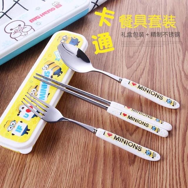 ช้อนส้อมสแตนเลส ลายการ์ตูน Hello Kitty Minion Frozen Doraemon ของใช้บน ...