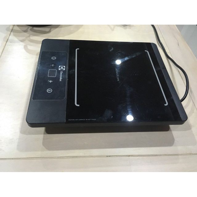 ELECTROLUX เตาแม่เหล็กไฟฟ้ามือ2 ETD28KS (แถมหม้อ 1 ใบ) | Shopee Thailand