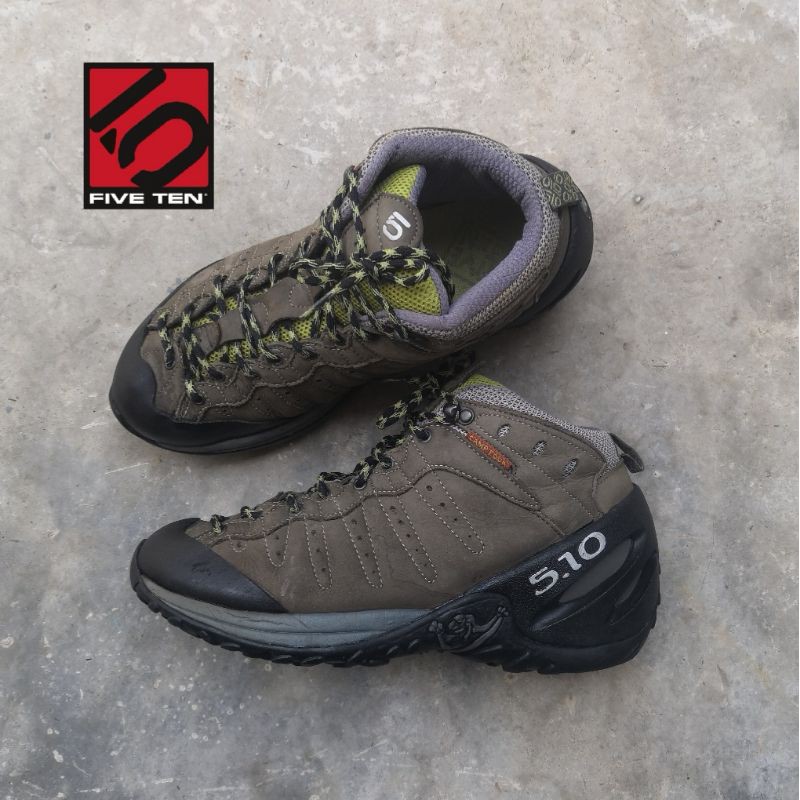 รองเท้า เดินป่า Five Ten Camp Four มือสอง สภาพดี | Shopee Thailand
