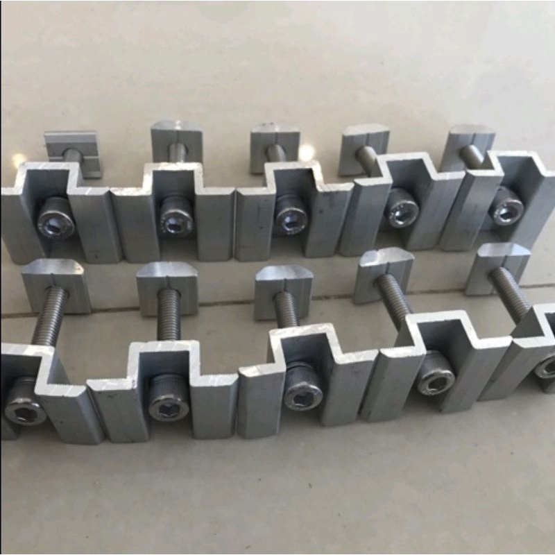 แพ็ค 10ชิ้น คุ้มเวอร์ Middle Clamp ใช้กับแผงโซล่าเซลล์ได้ทุกรุ่น ...