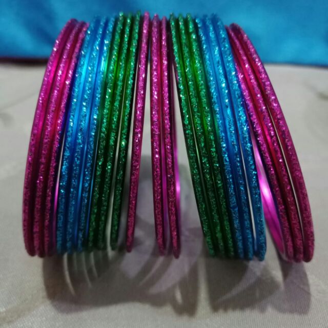 กำไลอินเดีย 1เซ็ตมี 12วง มีกากเพชร Indian Glitter Bangles 1 set has 12 pieces | Shopee Thailand