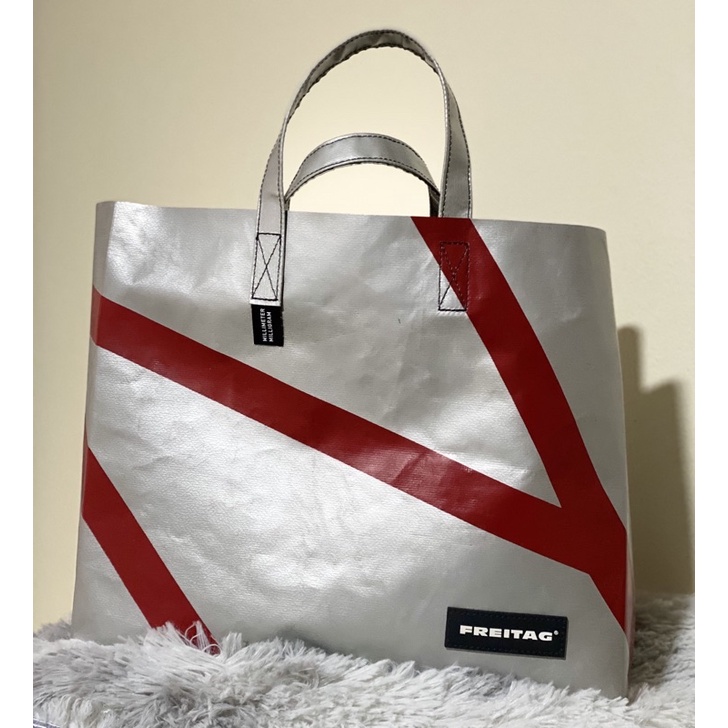 F704 Cake bag (Limited Edition) มือ 1 แท้ 100% ไม่เคยใช้งาน #freitag ...