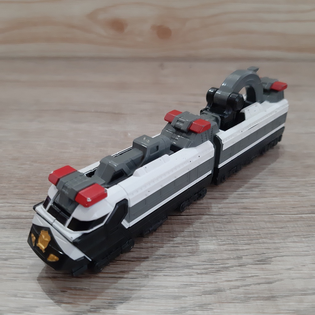 Dx Police & Fire Ressha รถไฟอาวุธเสริม ของ TOQOH จาก ขบวนการ TOQGER ...