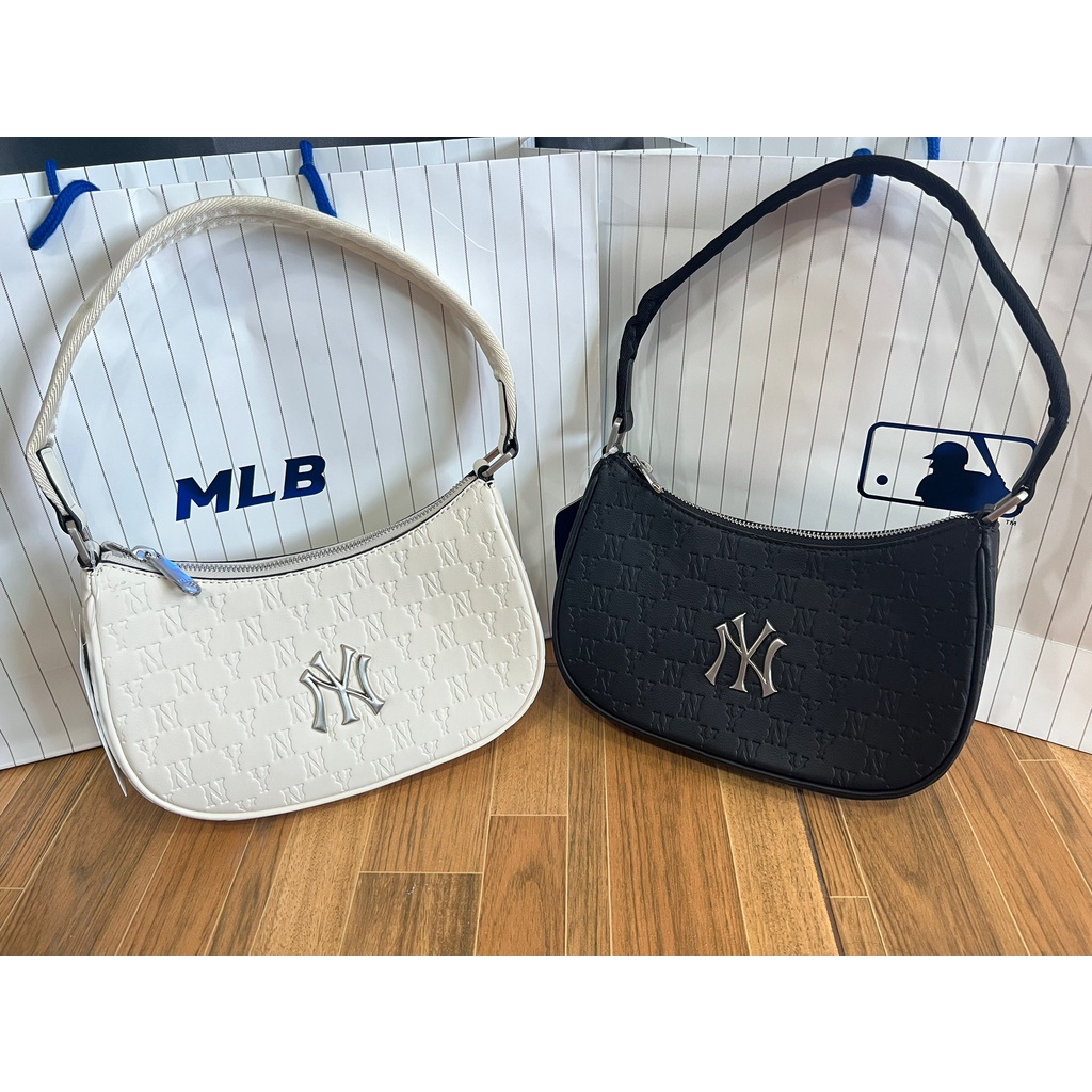 Mlb Monogram Embo hobo Bag รุ่นใหม่ 2 สี ขาวดำ | Shopee Thailand
