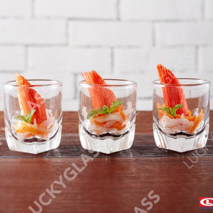 [1ใบ] แก้วเป๊ก แก้วช็อต แบรนด์ Lucky Glass มีหลายรุ่น | Shopee Thailand