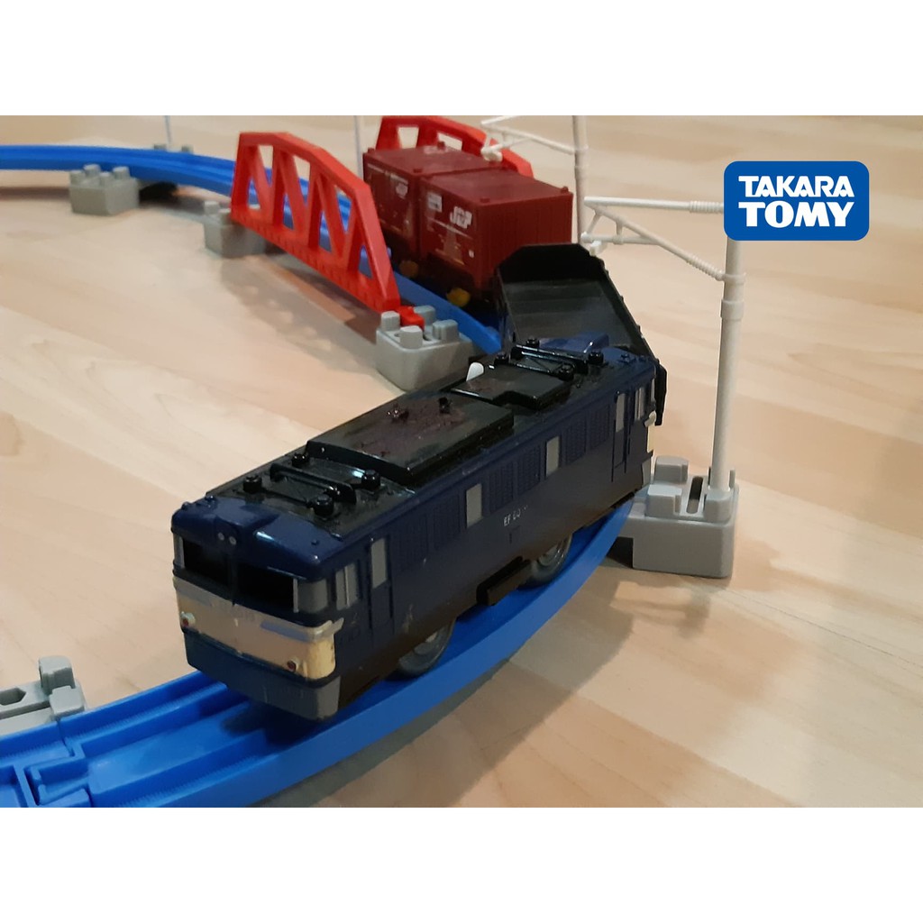 ﻿TOMY หัวรถไฟ plarail EF แรงบิดดีลากได้เยอะ ของแท้ ใส่ถ่าน วิ่งรางฟ้า มือ สอง การผ่านเช็คและรับ ...