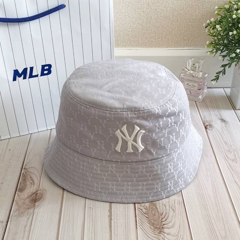 MLB monogram jacquard bucket hat NY หมวกปีกสีเทา logo NY Size: 57cm ...