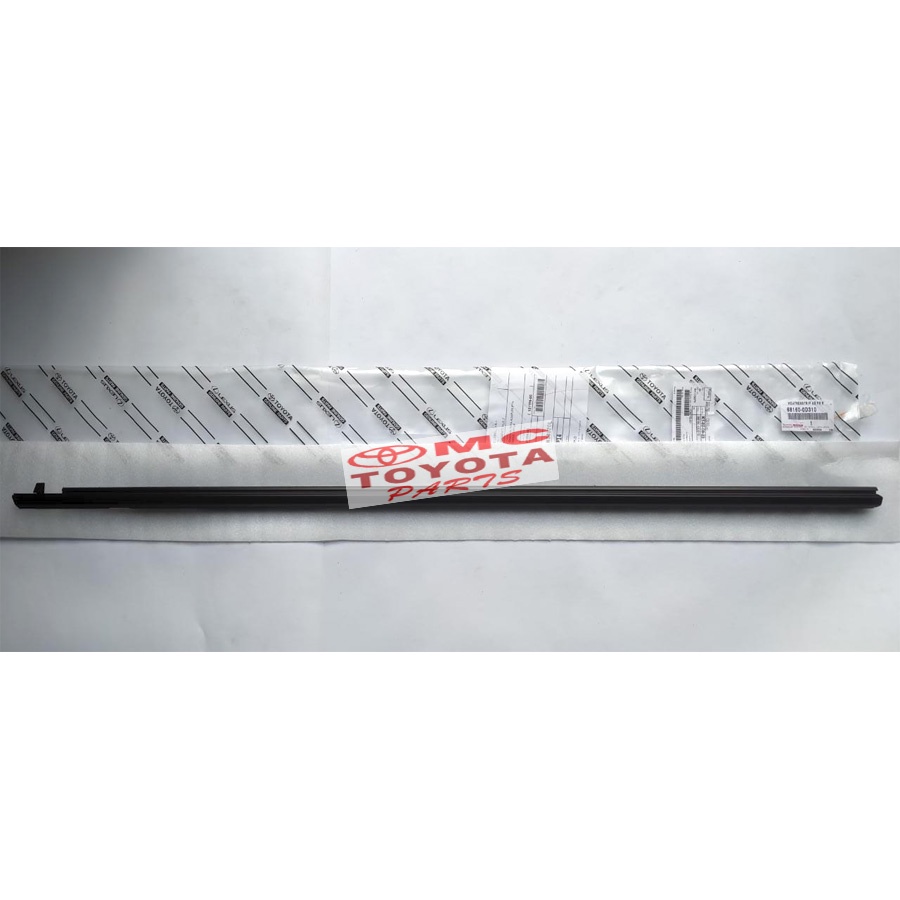 ตะเข็บประตู / ยางกระจกด้านนอกหน้าขวา Toyota Sienta 68160-0D310 | Shopee ...