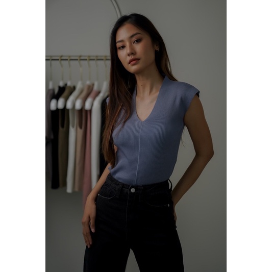 PAULA TOP #ultimatewear | Shopee Thailand