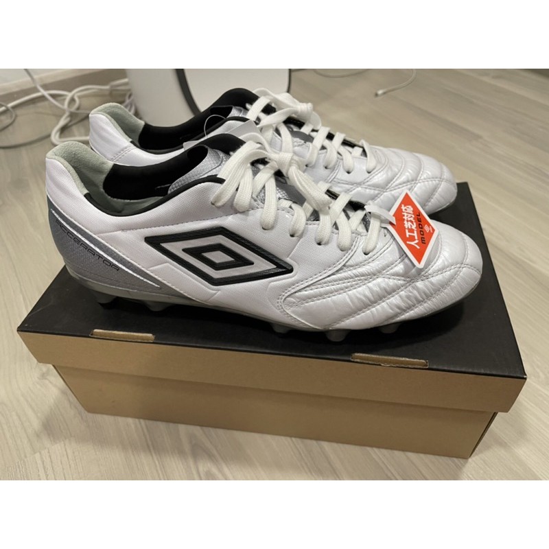 รองเท้าสตั๊ด Umbro Accerator Pro HG | Shopee Thailand