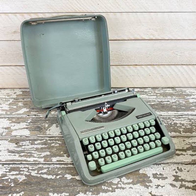 พิมพ์ดีด vintage hermes baby typewriter mint | Shopee Thailand