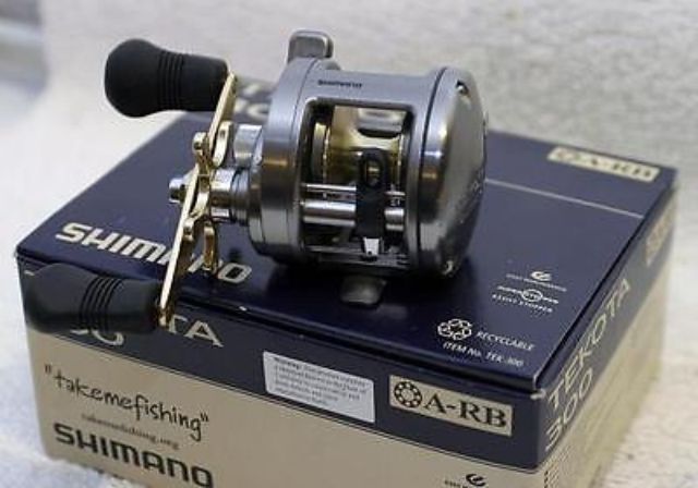 รอก Shimano Tekota 300 | Shopee Thailand