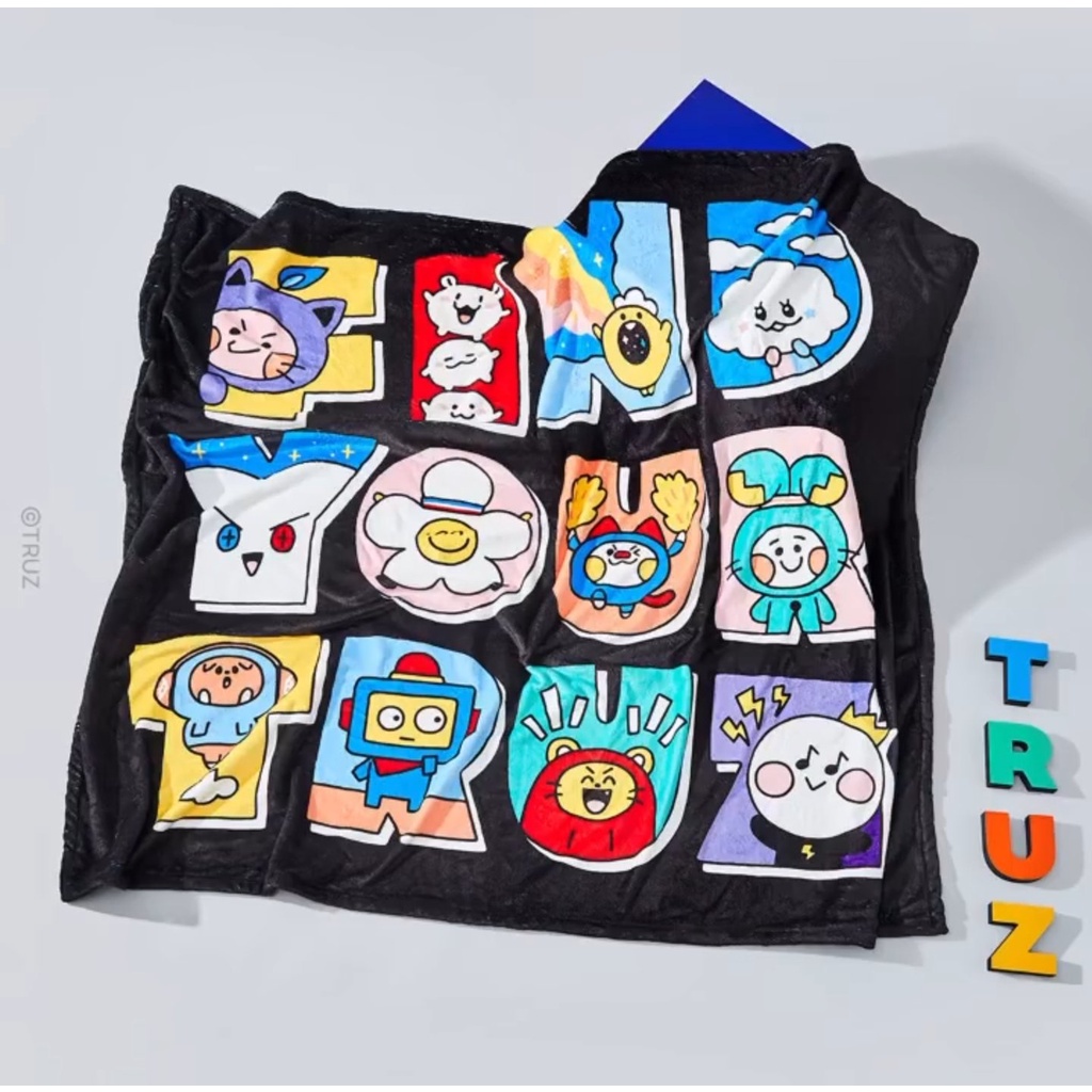 [Pre-order] ผ้าห่ม TRUZ BLANKET x LINE FRIENDS ⏰รอของประมาณ 45 วัน⏰ | Shopee Thailand