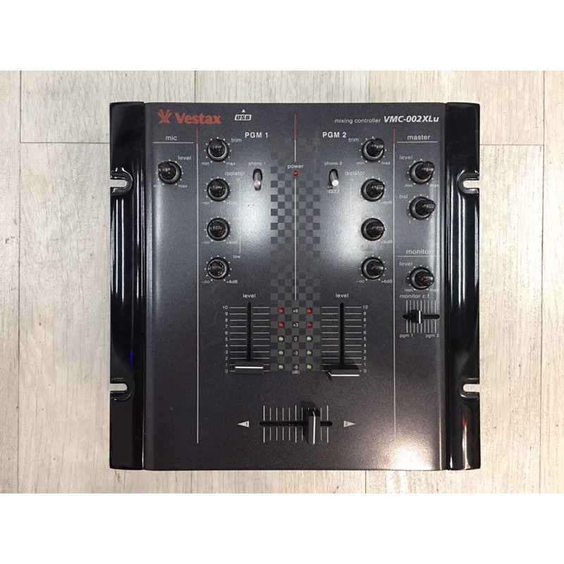 mixer DJ Vestax รุ่น VMC-002XLu มือสอง | Shopee Thailand