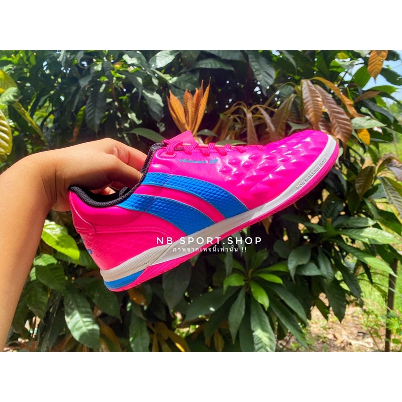 Pan : รองเท้าฟุตซอล Vigor8 รุ่นรองท็อป ครบกล่อง | Shopee Thailand