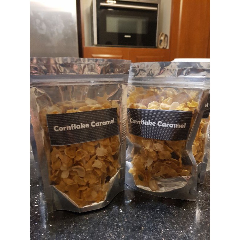 คอนเฟรกคาราเมล cornflake caramel (ถั่วอัลมอนล์ เม็ดมะม่วง ลูกเกด ...
