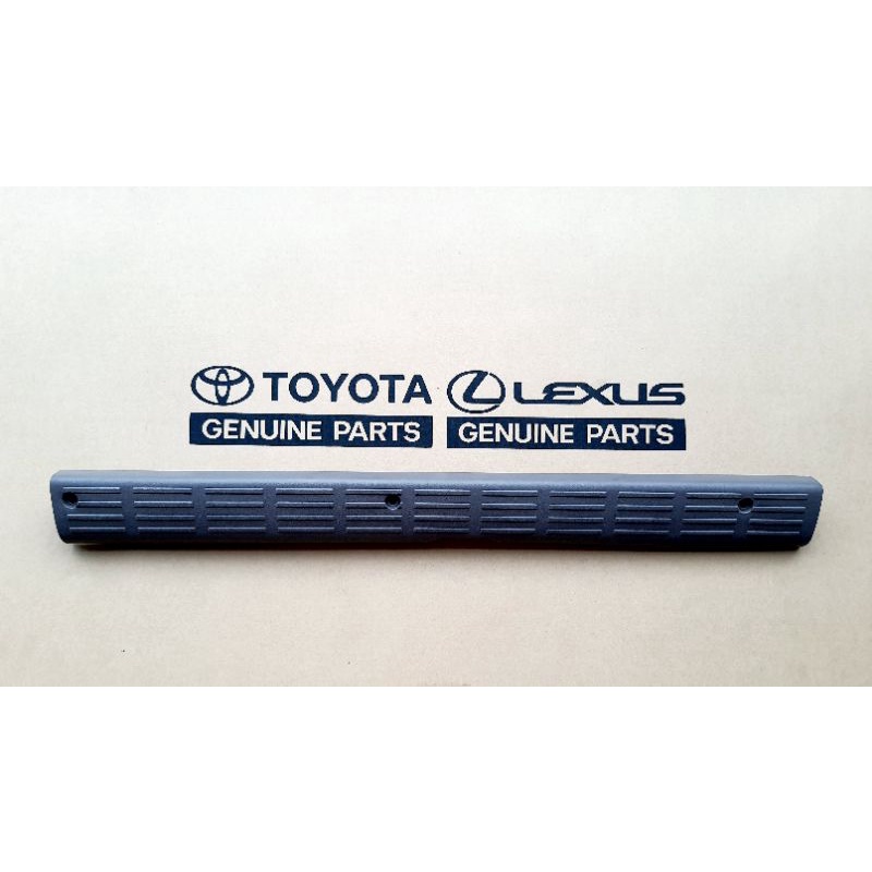 พลาสติก ครอบ ชายบันได ประตูหลัง ของแท้ Toyota SportRider สีน้ำตาล ...