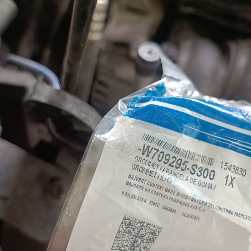 บูชรองขาเหล็กค้ำฝากระโปรงหน้า ฟอร์ดเอคโค่สปอร์ต Ford Ecosport | Shopee ...