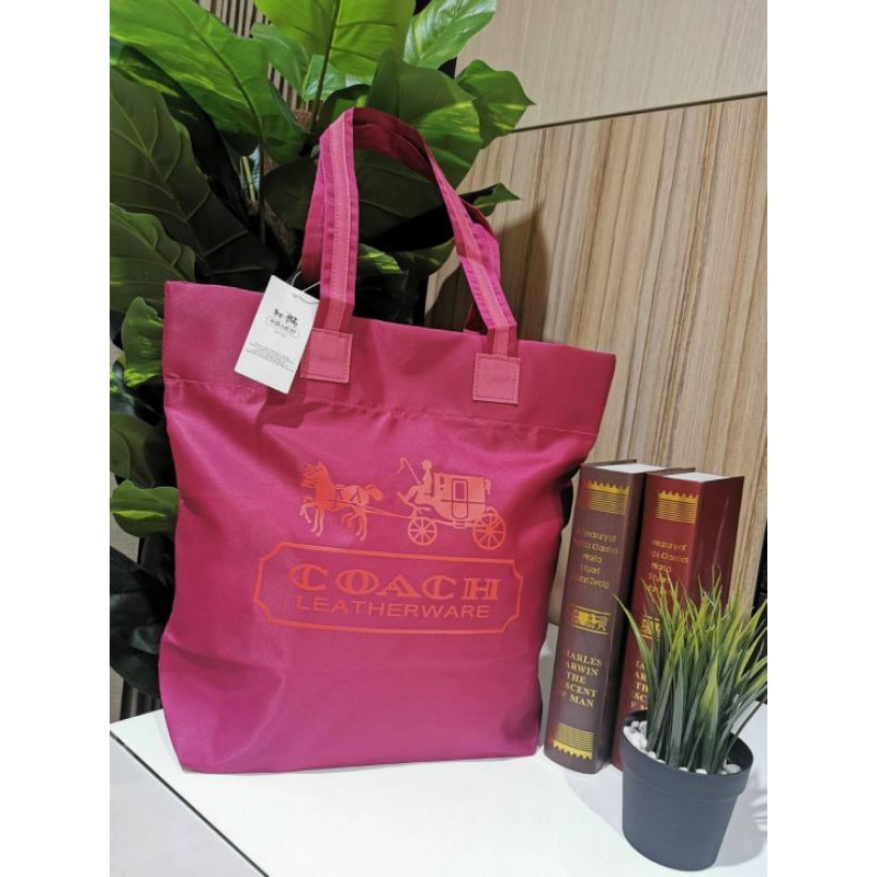 พร้อมส่งสินค้าขายดี! Coach Nylon Waterproof Tote Bag Gift With Purchase ...