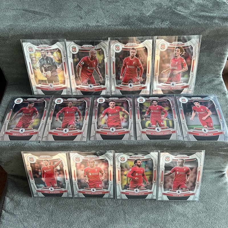 การ์ดบอลลิเวอร์พูล (Liverpool) เหมายกทีม 9 ใบ รุ่น Panini Base prizm ปี ...