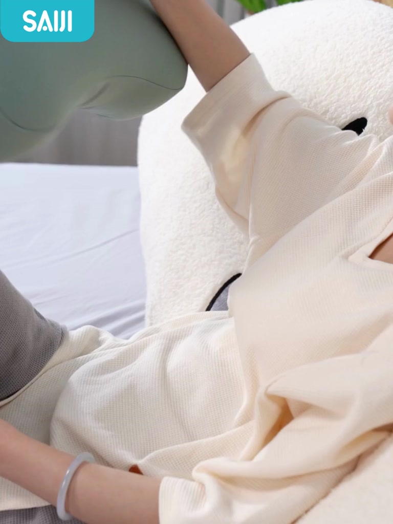 [โค้ดคุ้มลด20%] SAIJI หมอนมือถือ Moon (U5P) หมอนทรงพระจันทร์เสี้ยว Soft ...