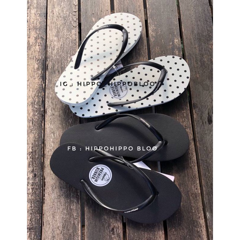 สีจุดขาวดำ White Black dot Hippo Bloo shoe รองเท้าแตะฮิปโป 37-38-39-40 ...