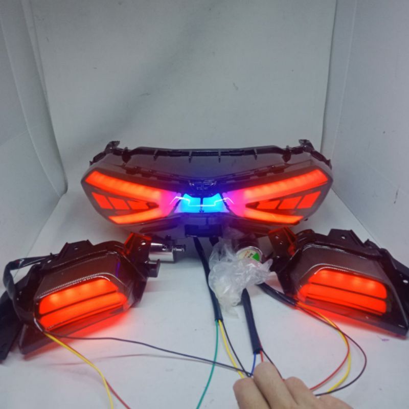 Nmax ใหม่ โคมไฟหน้า หลัง คุณภาพสูง 3IN1 NMAX STOP Lamp NEW 2020-2022 ...