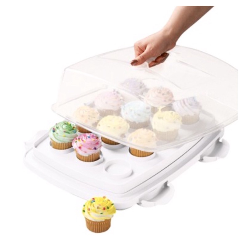 มือสอง พร้อมส่ง WILTON Ultimate 3-in-1 Cake Caddy กล่องใส่เค้ก, คัพเค้ก ...