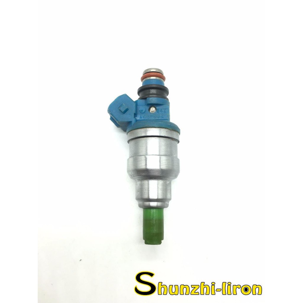 หัวฉีดน้ํามันเชื้อเพลิง MDH182 INP-062 INP062 สําหรับ Mitsubishi Mirage ...