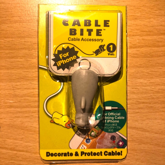 Cable Biter ป้องกันสายชาร์จ รูปฉลาม สภาพ 100% | Shopee Thailand