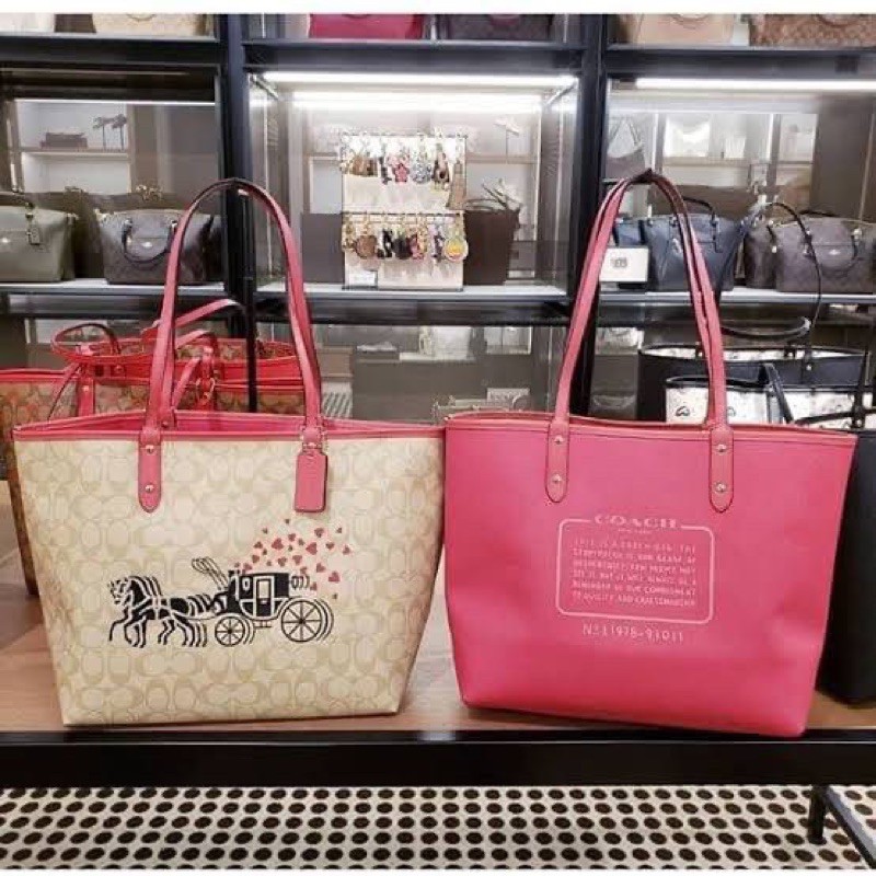 Coach REVERSIBLE CITY TOTE IN SIGNATURE CANVAS WITH HORSE AND CARRIAGE ...