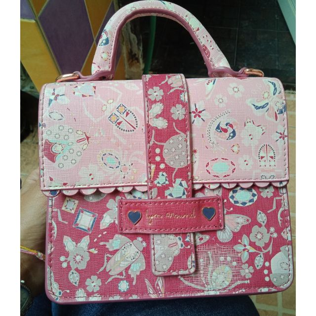 Lynaround | Shopee Thailand