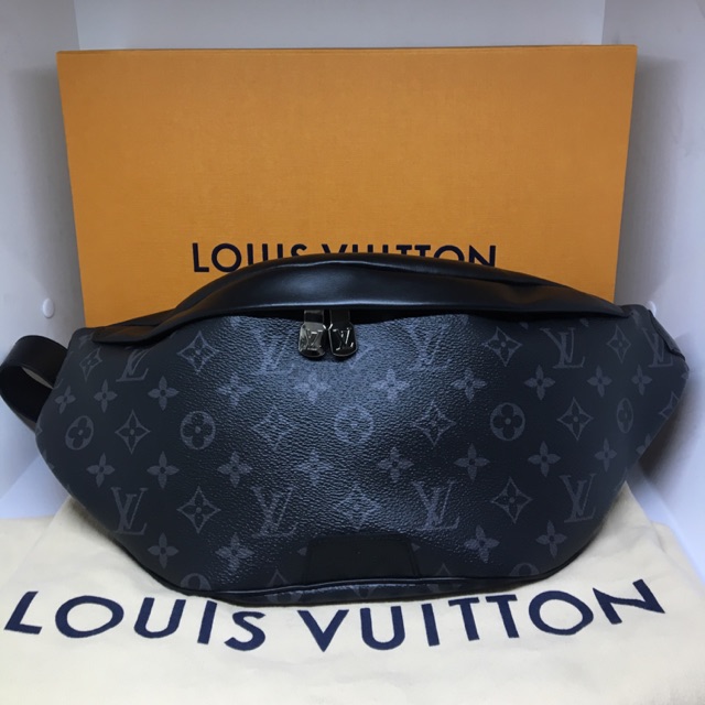 Louis Vuitton DISCOVERY BUMBAG Monogram Eclipse อปก full set | Shopee Thailand