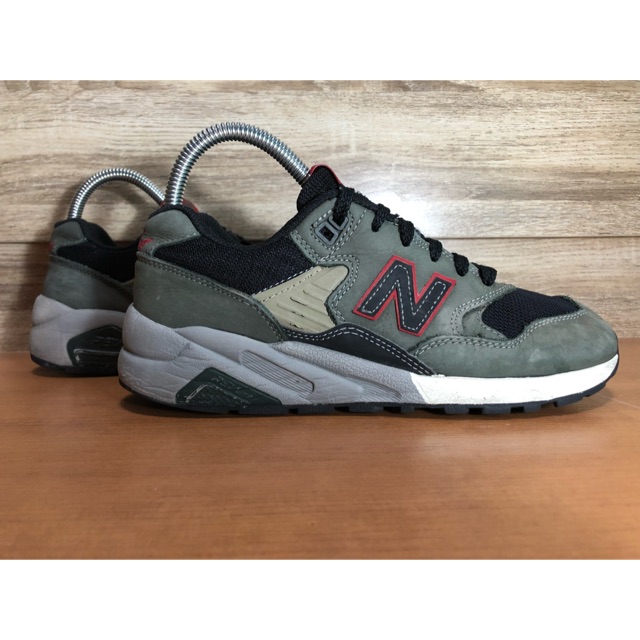 รองเท้า New Balance | Shopee Thailand