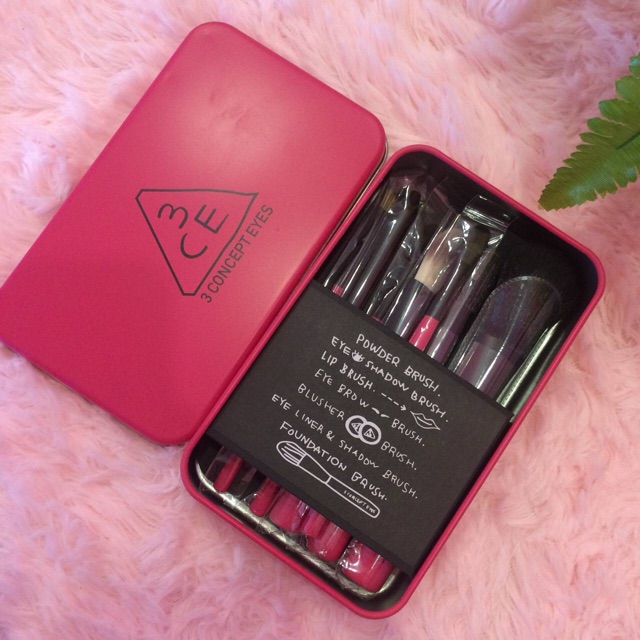 Mini Brush Kit (pink) 3ce ฟรีค่าจัดส่ง!! ของแท้แน่นอน! | Shopee Thailand