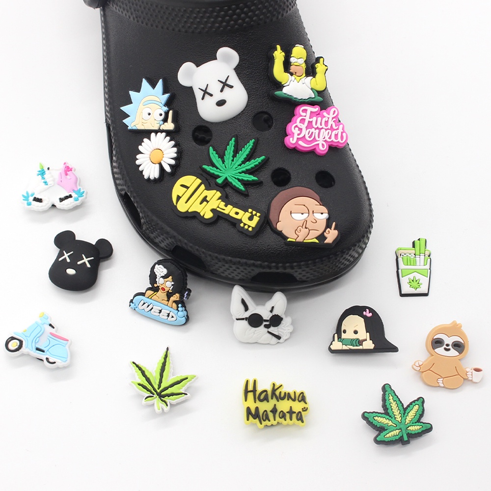 อุปกรณ์เสริม Jibbitz การ์ตูนหมีรุนแรง crocs pvc Shoe Charms DIY ...