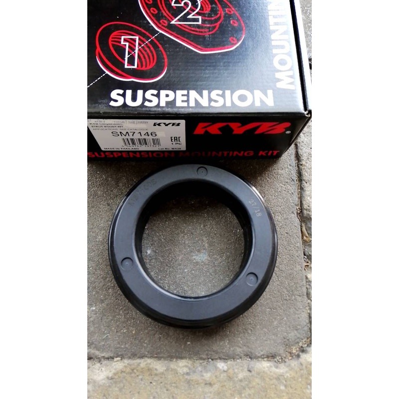 ยางเบ้าโช๊คอัพkyb ลูกปืนเบ้าโช๊คkyb Nissan tiida sylphy juke B17 F15 ...