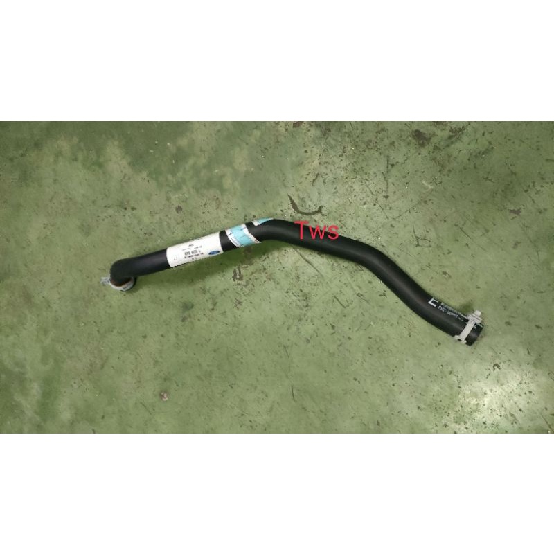 ท่อยางกระป๋องพักน้ำ เฟียสต้า แท้ เส้นล่าง 8V21-6B851-AC | Shopee Thailand