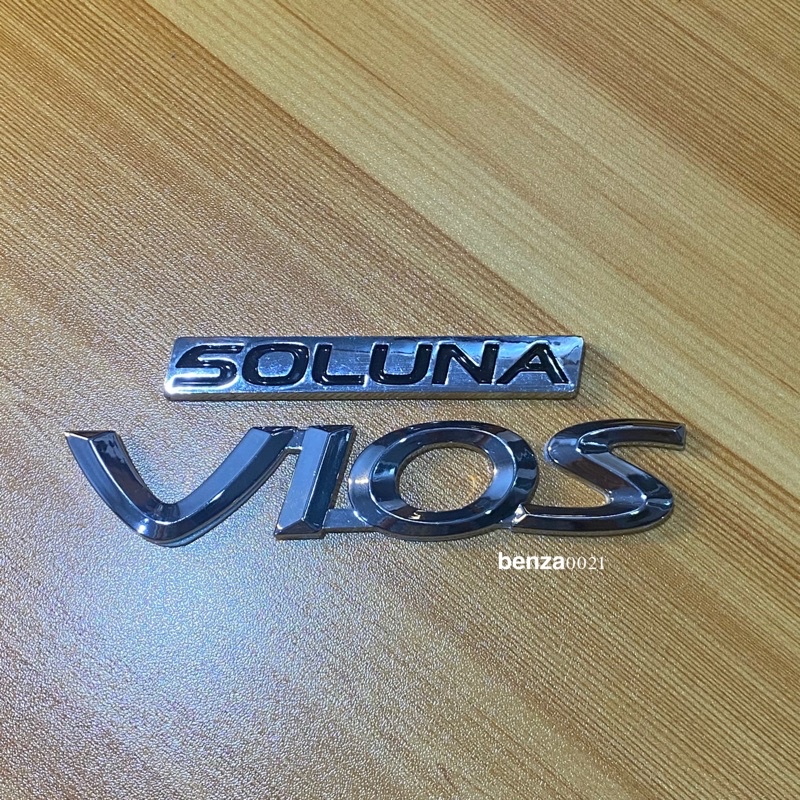 โลโก้ SOLUNA VIOS ติดท้าย Toyota vios ราคาต่อชุดมี 2 ชิ้น | Shopee Thailand