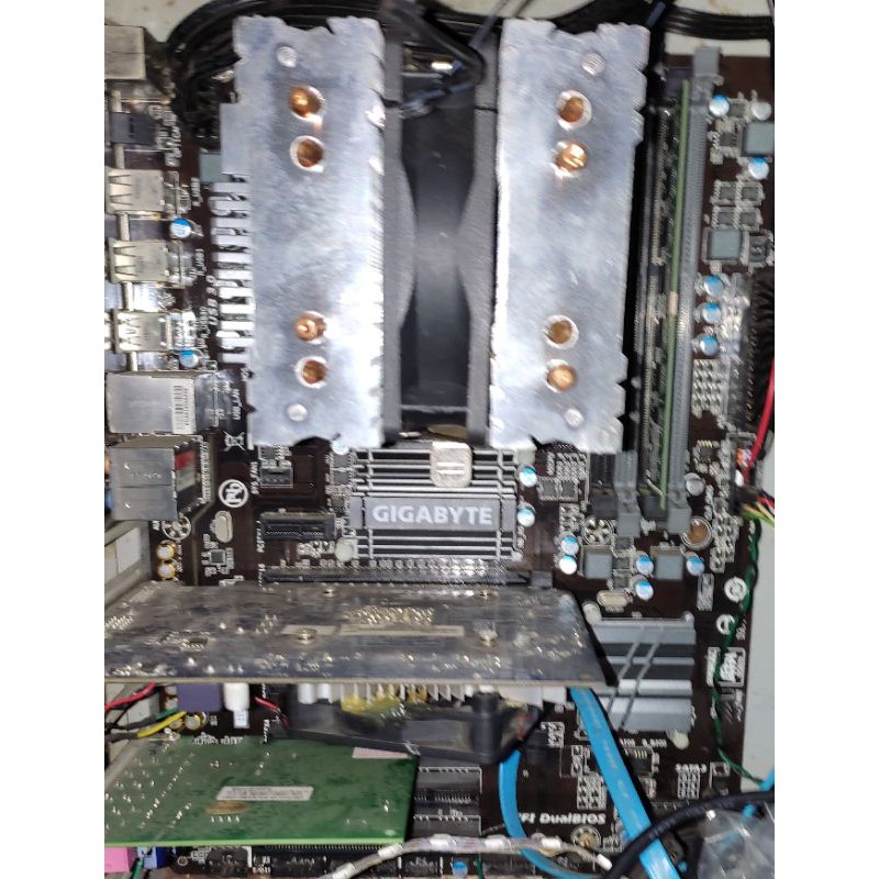 มือสอง เมนบอร์ด Am3+ Gigabyte GA-970-D3P Rev2.0 พร้อม Fx4100 | Shopee ...