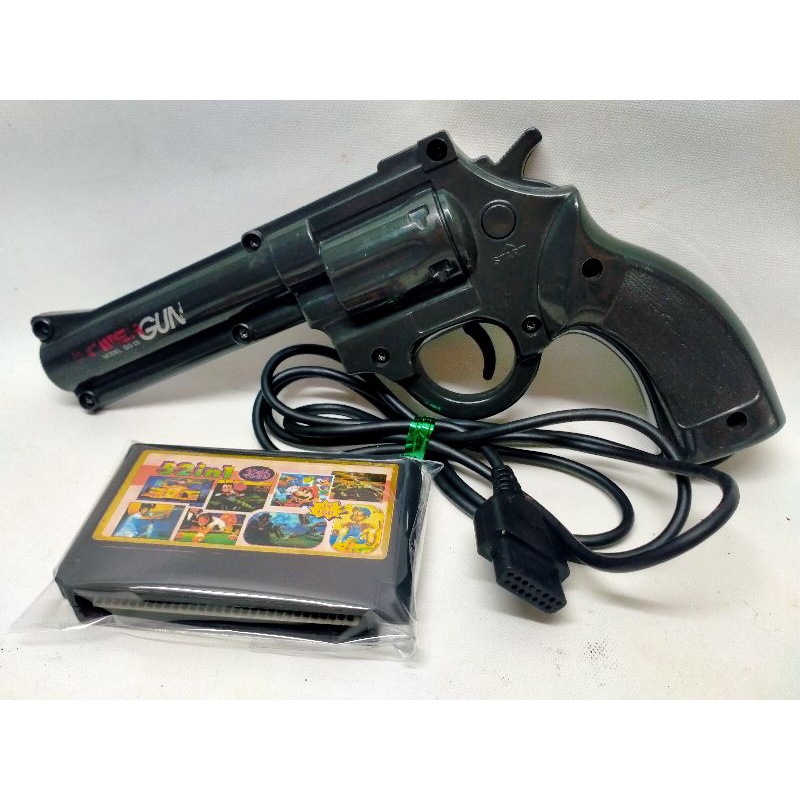 Nintendo Famicom Gun Controller Zapper Light Boxed / Japan ปืนยิงเป็ด 8 ...