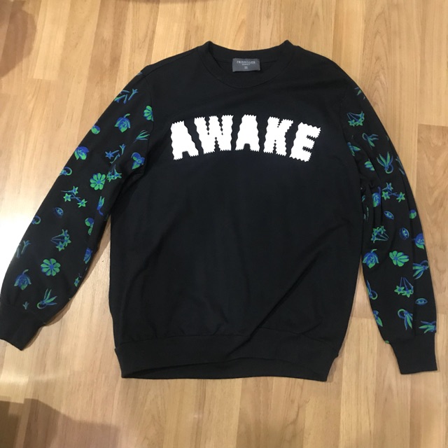 PAINKILLER Sweater สวยๆมือ2 สภาพใหม่มาก จากshop siam center แท้ 💯 ...