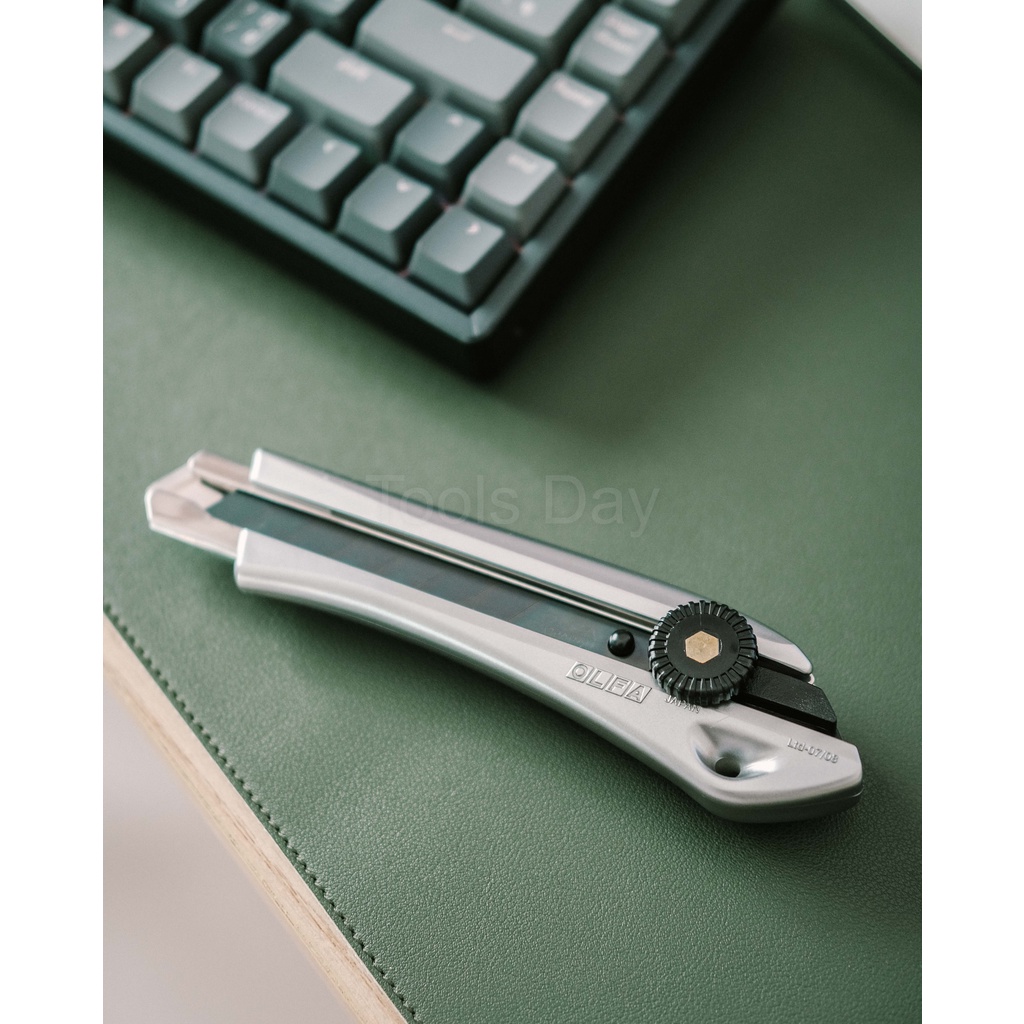 OLFA Limited Series NL Ltd-07 คัตเตอร์ มีด ประสิทธิภาพสูง (Made in Japan) | Shopee Thailand